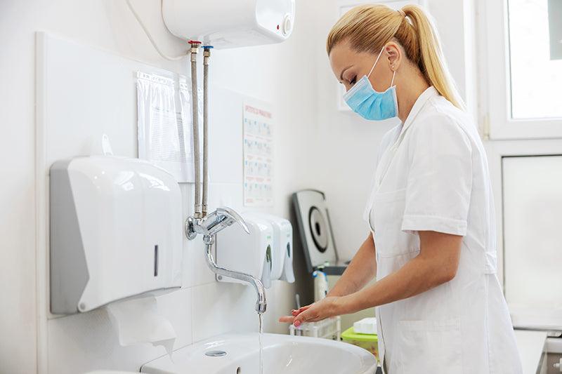 Hygiene in der Pflege – Mit geeigneten Maßnahmen Infektionen verhinder ...